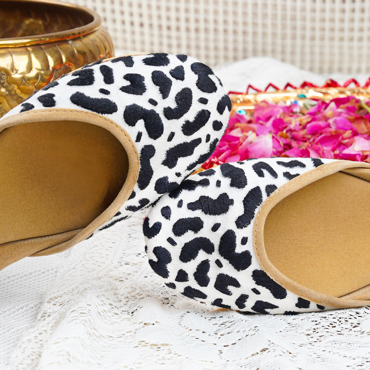 Cheetah-White – MUBIMEX