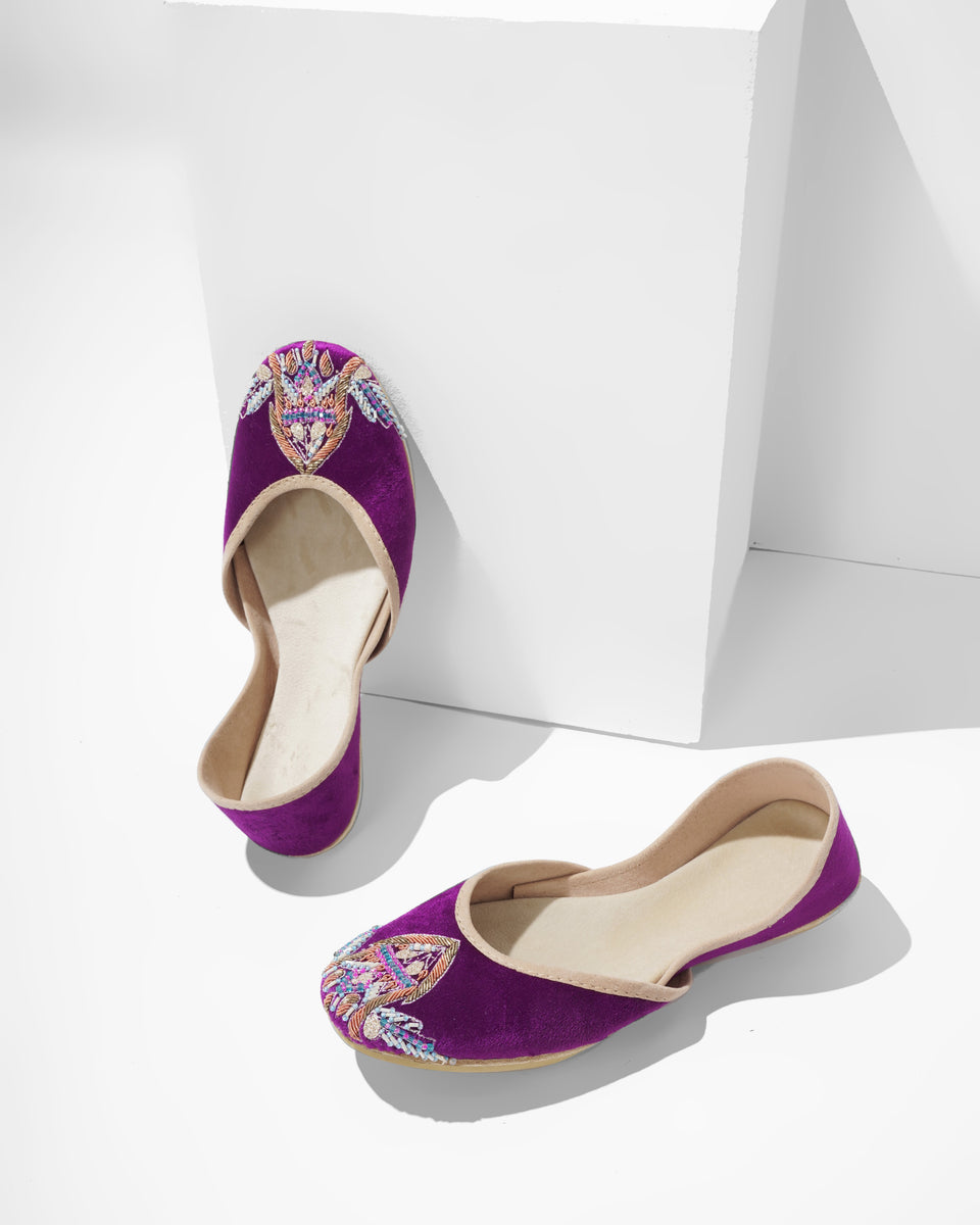 Dulari – Premium Ladies Khussa for Fashion Icons – MUBIMEX